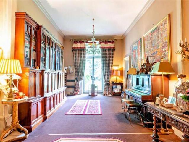 House 9 Bedroom For Sale Surrey Windsor And Maidenhead 3950000 ES100366342