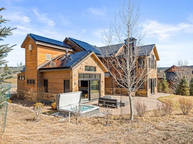 Contemporary house