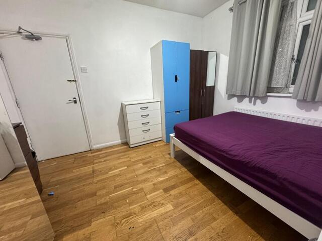 House 1 Bedroom For Rent Dagenham London 850 ELS101639216