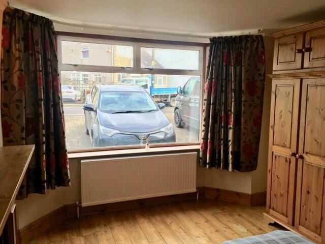 House 1 Bedroom For Rent Kingswood Bristol 625 ELS101471819