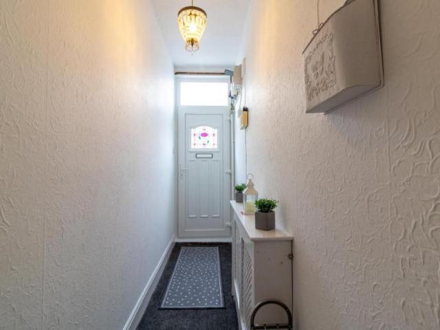 House 1 Bedroom For Rent New Castle New Castle 3259 ES100201409