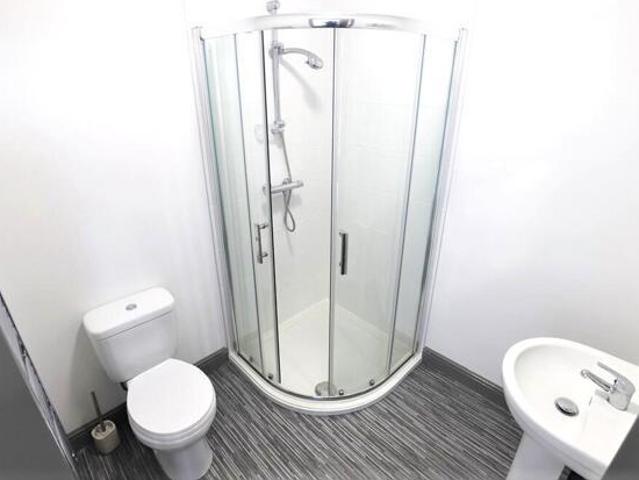House 1 Bedroom For Rent Newcastle Under Lyme Staffordshire 585 ES101634685