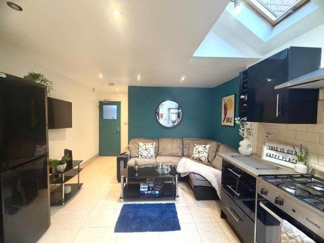 House 1 Bedroom For Rent Selly Oak West Midlands 674 ES102845832
