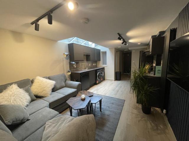House 1 Bedroom For Rent Selly Oak West Midlands 782 ES101948552
