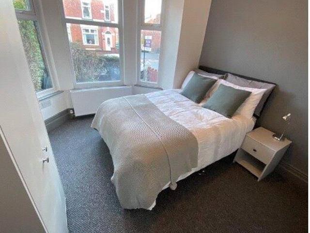House 1 Bedroom For Rent Stockport Greater Manchester 700 ES101961703