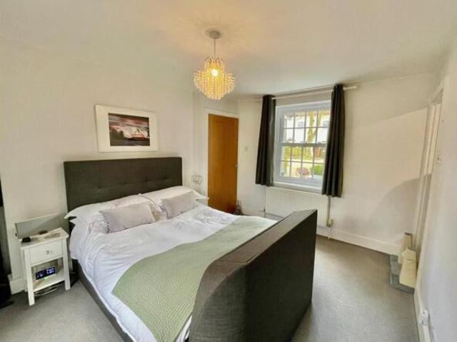 House 1 Bedroom For Sale Essendon Hertfordshire 370000 ELS98119632