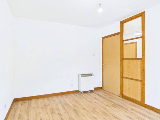 House 1 Bedroom For Sale Kingussie Kingussie 100000 ES104940677