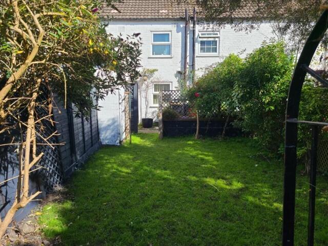 House 1 Bedroom For Sale Houghton Regis Bedfordshire 220000 ES100541264