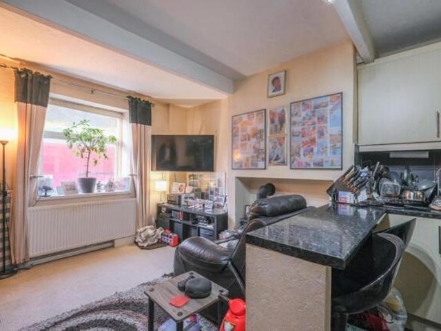 House 1 Bedroom For Sale Huddersfield Kirklees 99000 ES99840118