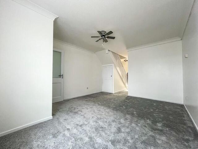 House 1 Bedroom For Sale Richmond Upon Thames Surrey 329950 ES99092693