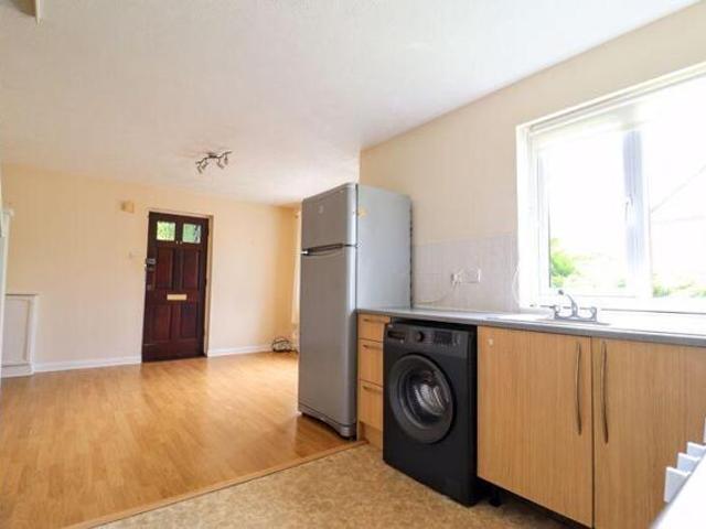 House 1 Bedroom For Sale Walnut Tree Buckinghamshire 170000 ES101351733