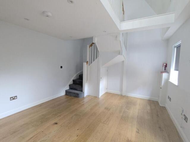 House 1 Bedroom For Sale Tonbridge Kent 265000 ES99688653