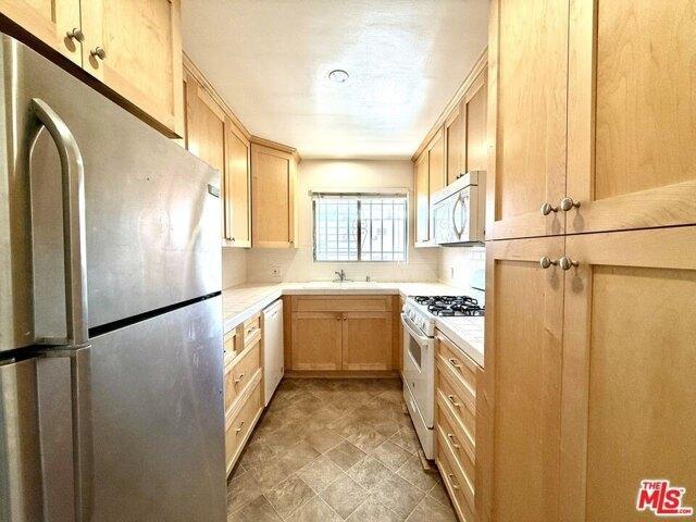 house 1 bedroom, Los Angeles CA 90035 DLS88667510