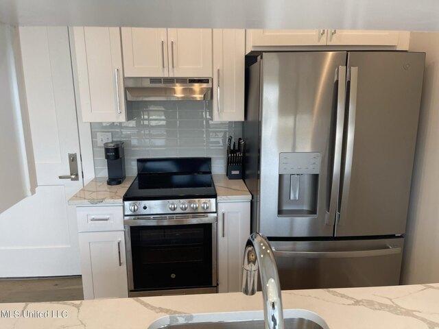 house 1 bedroom, Pascagoula MS 39567 DLS89283914