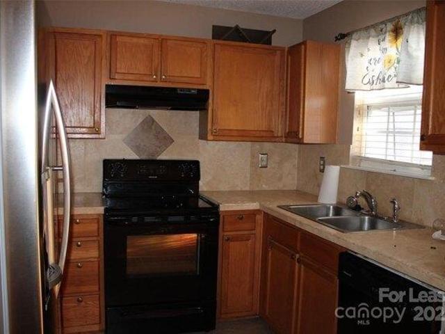 house 2 bedroom, Charlotte NC 28216 DS88410174
