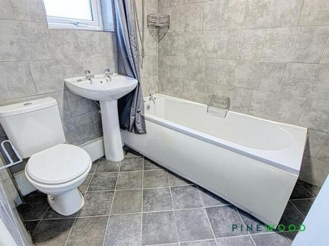 House 2 Bedroom For Sale Chesterfield Derbyshire 110000 ES88383691