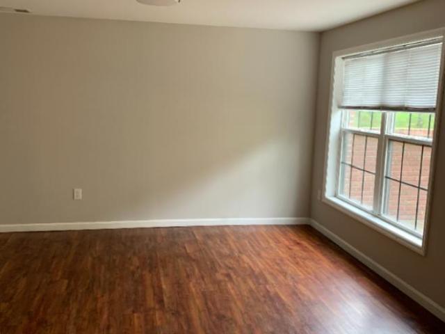 house 2 bedroom, Cincinnati OH 45245 DS87079218