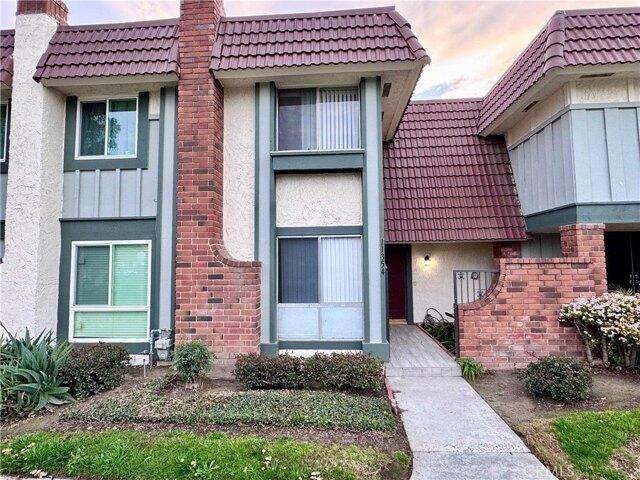 house 2 bedroom, Cypress CA 90630 DS88183681