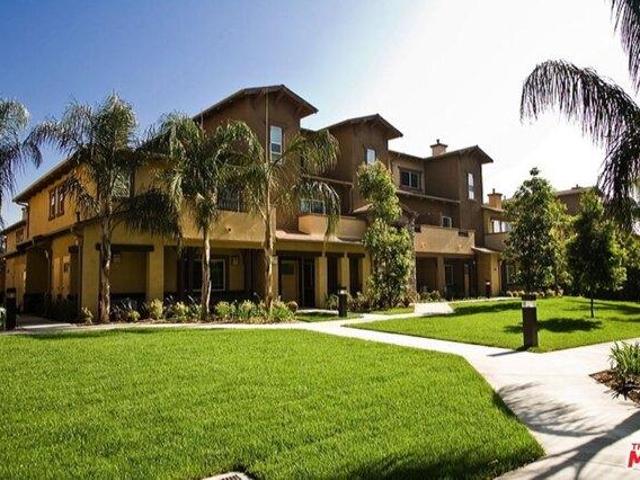 house 2 bedroom, Burbank CA 91504 DS88874384