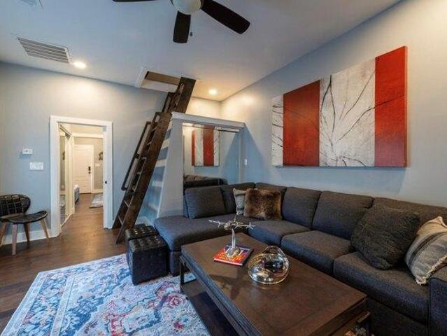house 2 bedroom, Dallas TX 75223 DS88324808