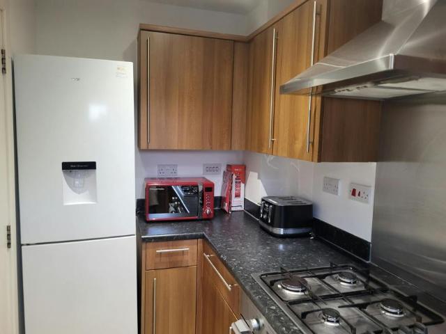 House 2 Bedroom For Rent Colchester Colchester 2700 ELS102849644