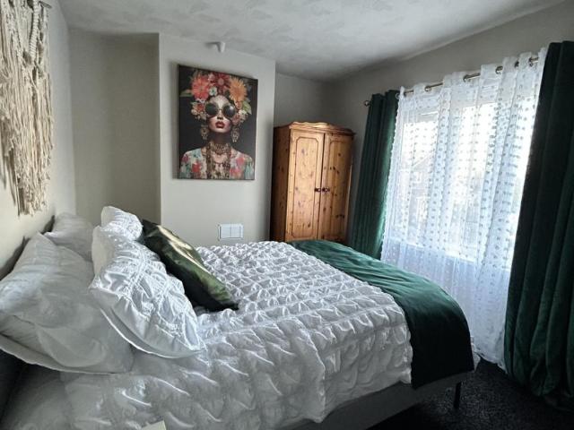 House 2 Bedroom For Rent Cardiff Cardiff 2142 ES101196556