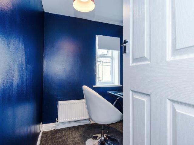 House 2 Bedroom For Rent Elland Elland 3359 ES89100185