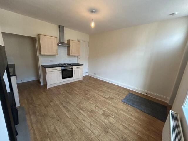 House 2 Bedroom For Rent Halifax West Yorkshire 750 ES101589032