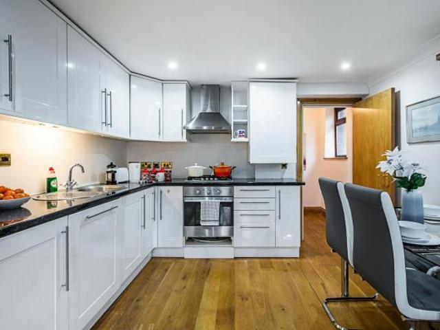 House 2 Bedroom For Rent London London 3499 ES77110244