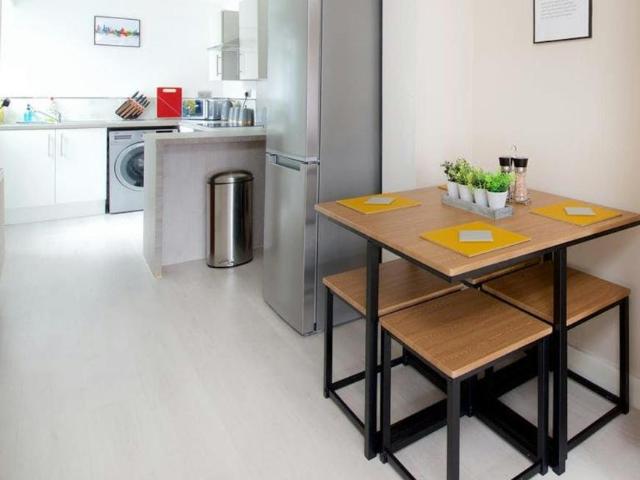 House 2 Bedroom For Rent Liverpool Liverpool 1089 ELS101587860