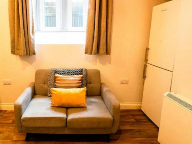 House 2 Bedroom For Rent Swansea Swansea 3000 ELS75656643
