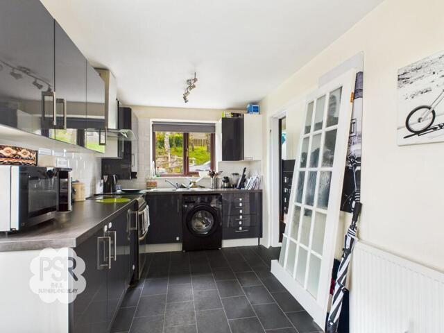 House 2 Bedroom For Sale Chapel En Le Frith Derbyshire 195000 ELS101277983