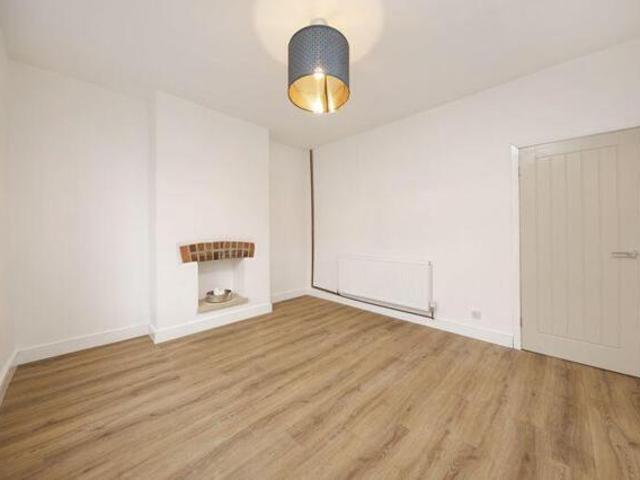 House 2 Bedroom For Sale Chesterfield Derbyshire 150000 ES99688360