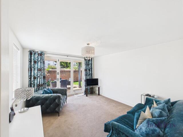House 2 Bedroom For Sale Chertsey Surrey 509950 ELS99952208