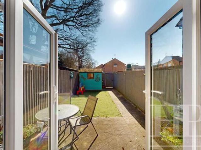 House 2 Bedroom For Sale Crawley West Sussex 290000 ELS100855173