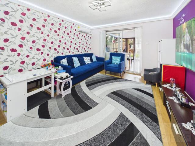 House 2 Bedroom For Sale Crawley West Sussex 325000 ES99926376