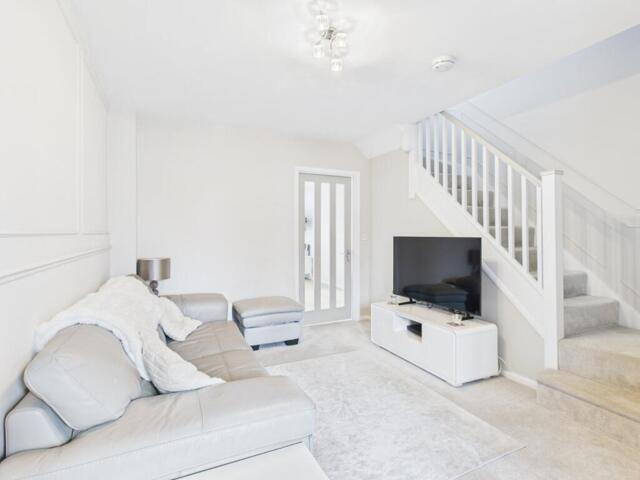 House 2 Bedroom For Sale Amersham Buckinghamshire 500000 ELS101351835