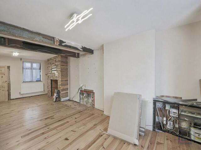 House 2 Bedroom For Sale Alfreton Derbyshire 19000 ELS99237089