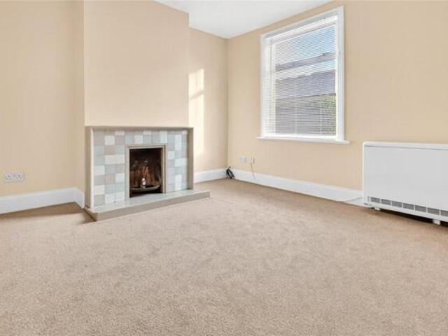House 2 Bedroom For Sale Ascot Windsor And Maidenhead 450000 ES100366200
