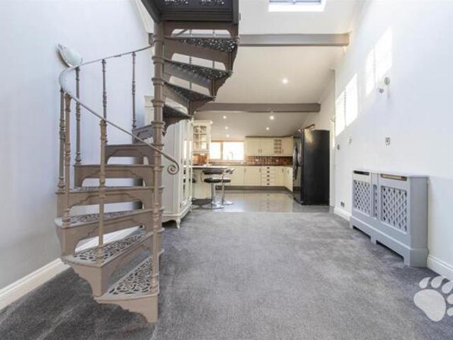 House 2 Bedroom For Sale Basildon Essex 300000 ES100366180