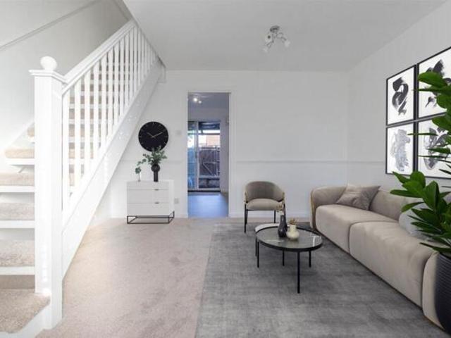 House 2 Bedroom For Sale Basildon Essex 300000 ES100398518