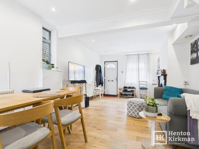 House 2 Bedroom For Sale Brentwood Essex 360000 ELS99986377