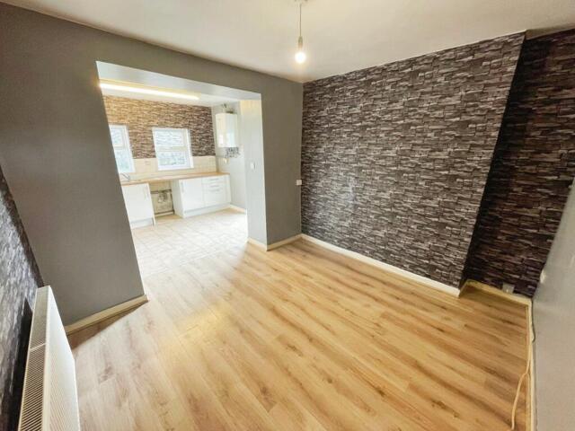 House 2 Bedroom For Sale Bridgend Bridgend 160000 ES99895642