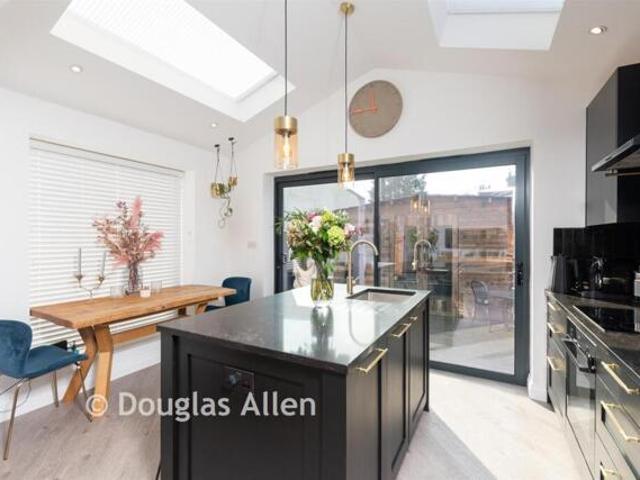 House 2 Bedroom For Sale Buckhurst Hill Essex 600000 ES99952289