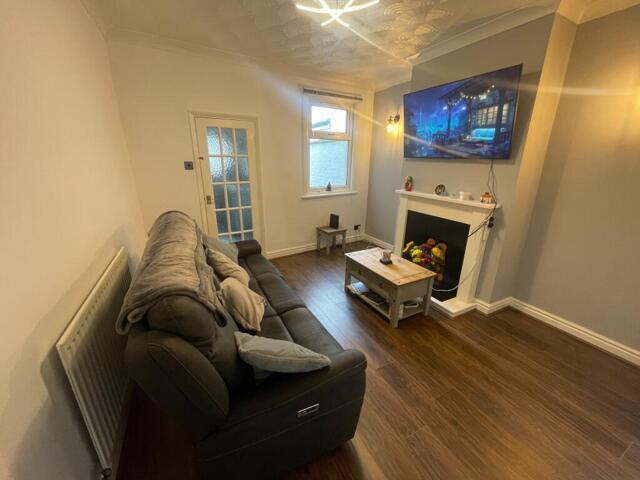 House 2 Bedroom For Sale Burton On Trent Staffordshire 135000 ELS100917813