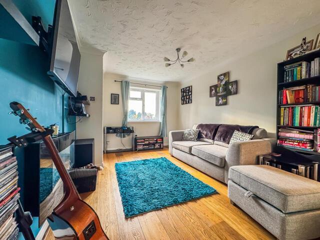 House 2 Bedroom For Sale Bury St. Edmunds Bury St. Edmunds 215000 ES98335842
