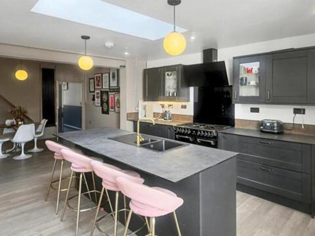 House 2 Bedroom For Sale Glastonbury Somerset 325000 ES99952160