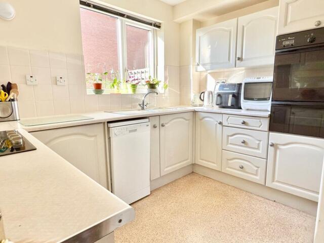 House 2 Bedroom For Sale Gloucestershire Gloucestershire 225000 ES98834986