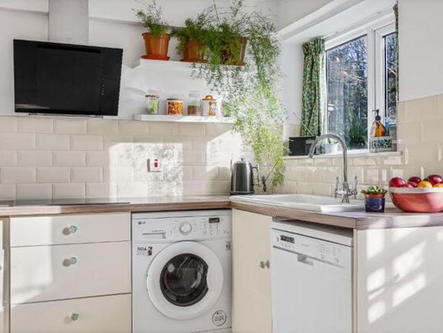 House 2 Bedroom For Sale Gloucestershire Gloucestershire 262500 ES100024041