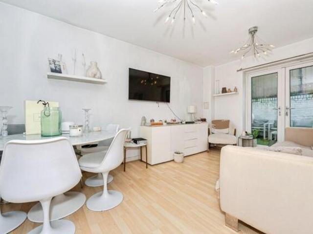 House 2 Bedroom For Sale Greenhithe Kent 370000 ES101796883